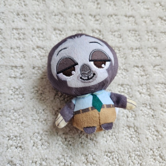 Disney | Toys | Disney Zootopia 2 Flash Slothmore 4 Inch Mini Plush Toy ...